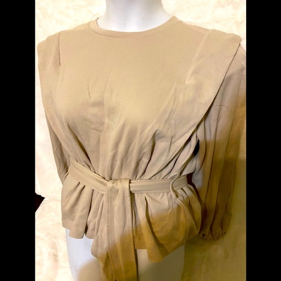 Zara | Tops | Zara Beige Top Open Side Sleeves | Poshmark